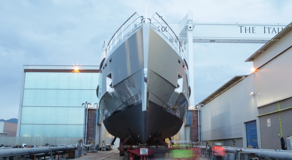 SuperyachtNews.com - Fleet - Admiral launches third yacht of the year