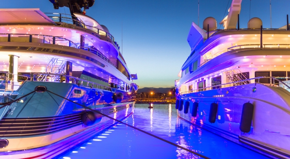 SuperyachtNews.com - Business - Superyacht berths: Skipping the waiting ...