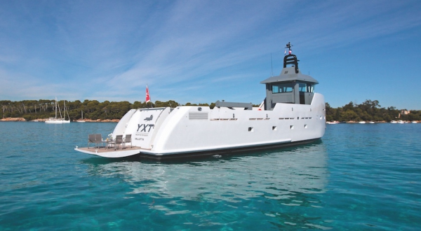SuperyachtNews.com - Fleet - Lynx comitted to YXT