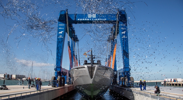 SuperyachtNews.com - Fleet - Pershing launches the first unit of its ...